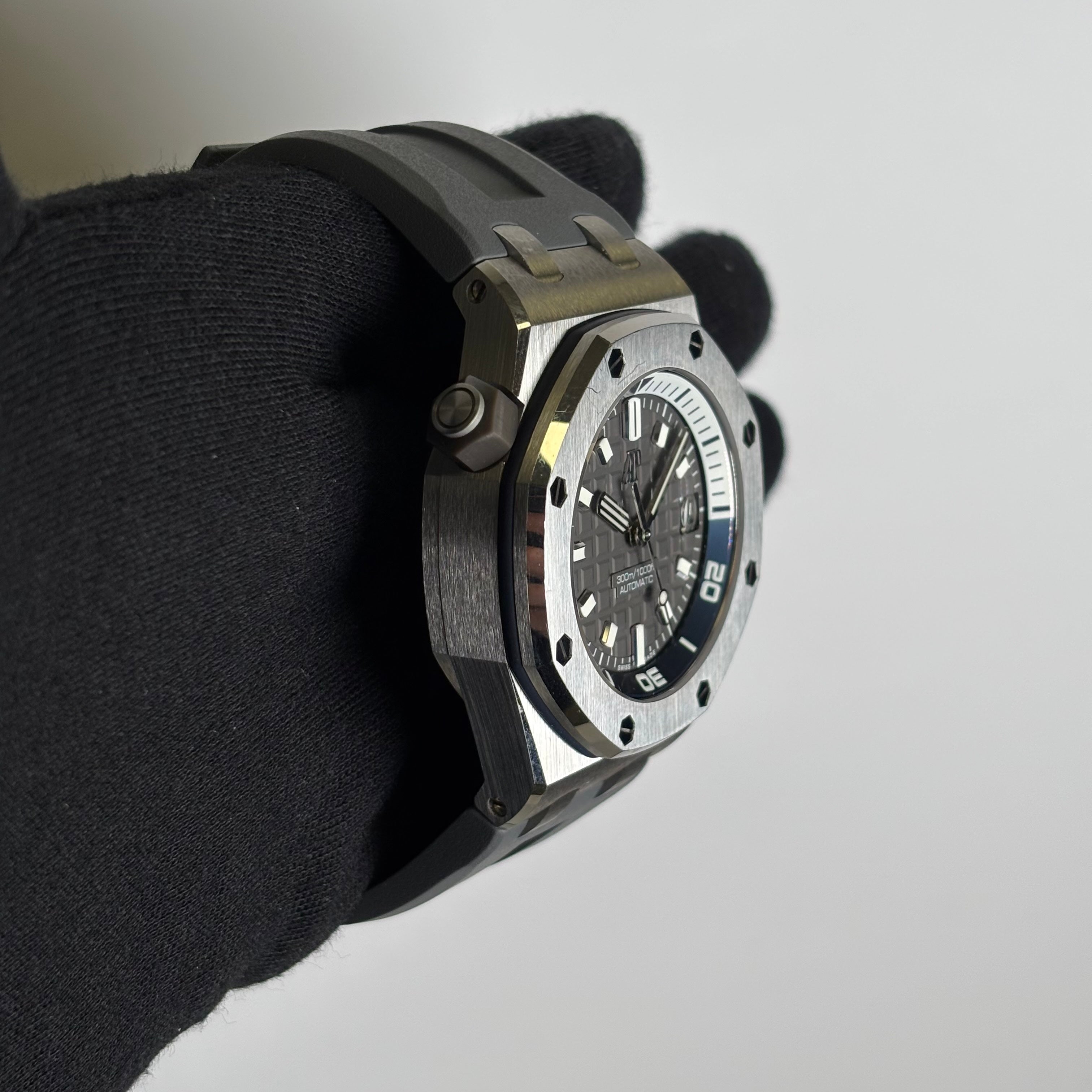 Audemars Piguet Royal Oak 42mm Grey Dial Watch Ref# 15720ST.OO.A009CA ...